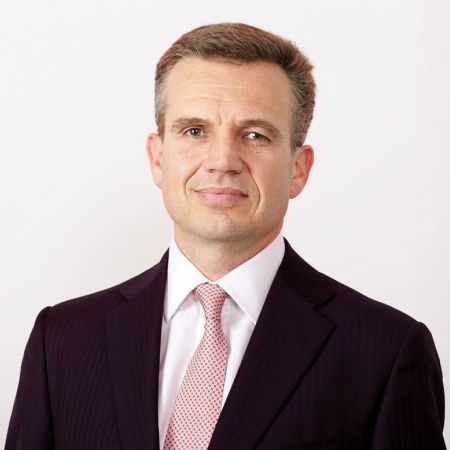 Board and Senior Management - Seadrill Limited (NYSE:SDRL & OSE:SDRL)